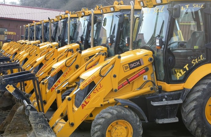 Buldoexcavatoare - Inchirieri Utilaje Galati